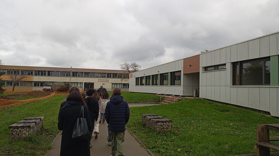Cordées de la réussite 2024-2025 : visite de l'IUT de Poitiers